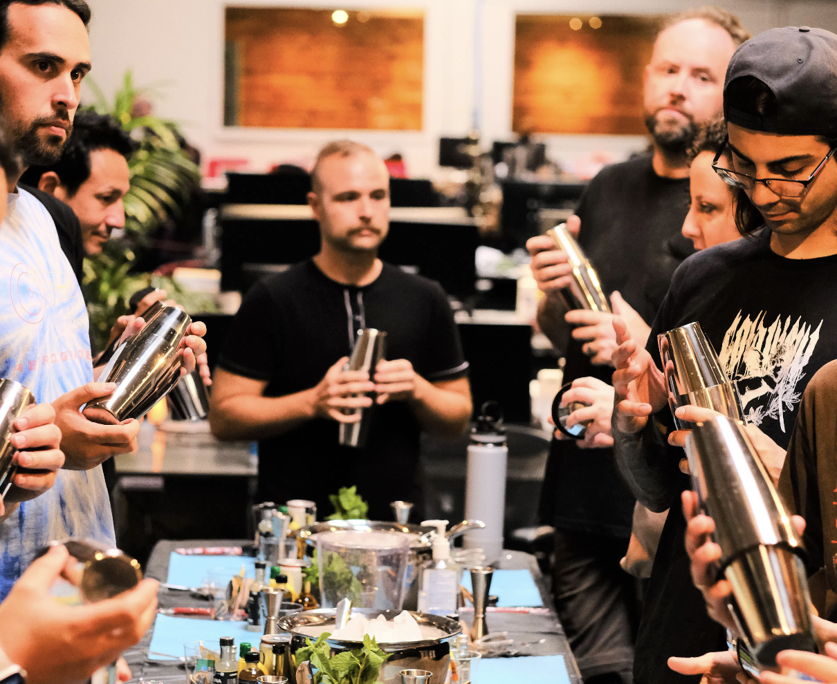 15 Creative Holiday Work Party Ideas to Celebrate Your Team's Success